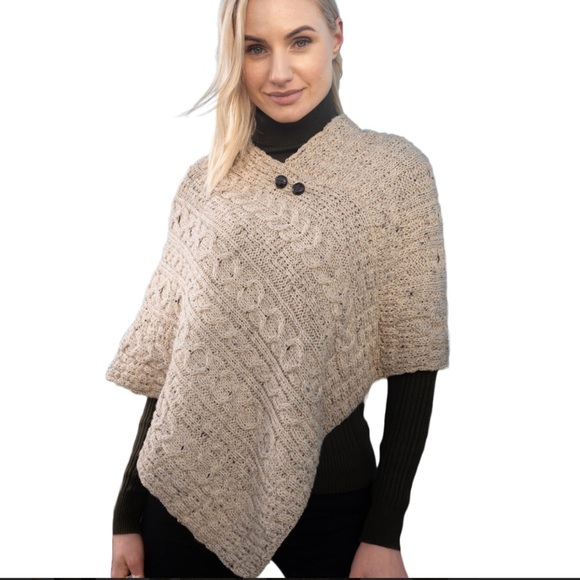Aran | Sweaters | Aran Woollen Mills Irish Wool Poncho Aran Cable Knit ...